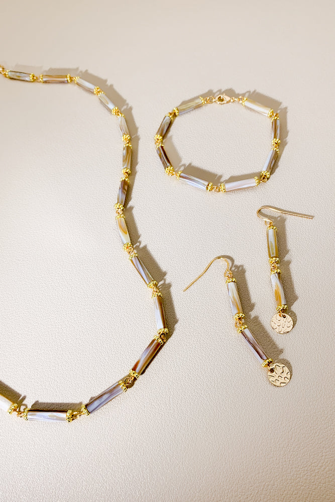 Royleen Necklace in Shell – SSFW